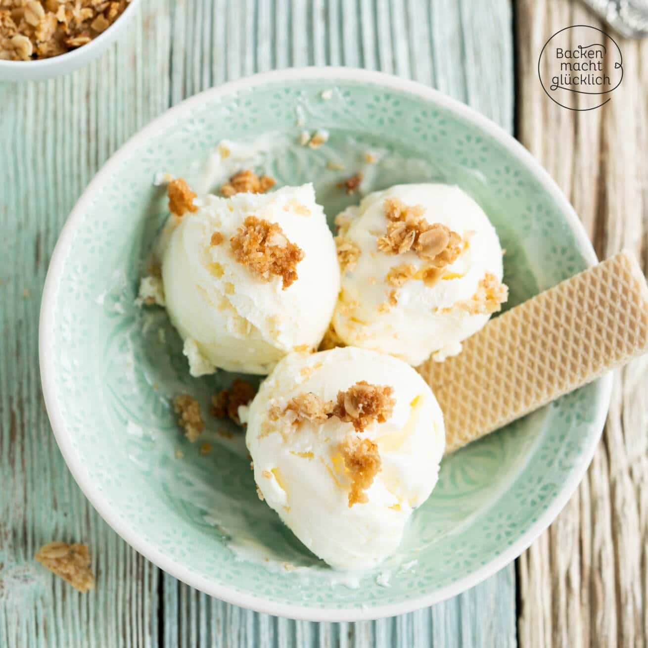 Zitronen-Sahne-Eis ohne Eismaschine | Backen macht glücklich