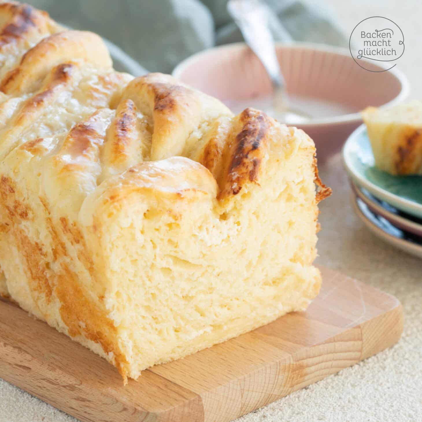 Hefezopf mit Quark-Füllung | Backen macht glücklich