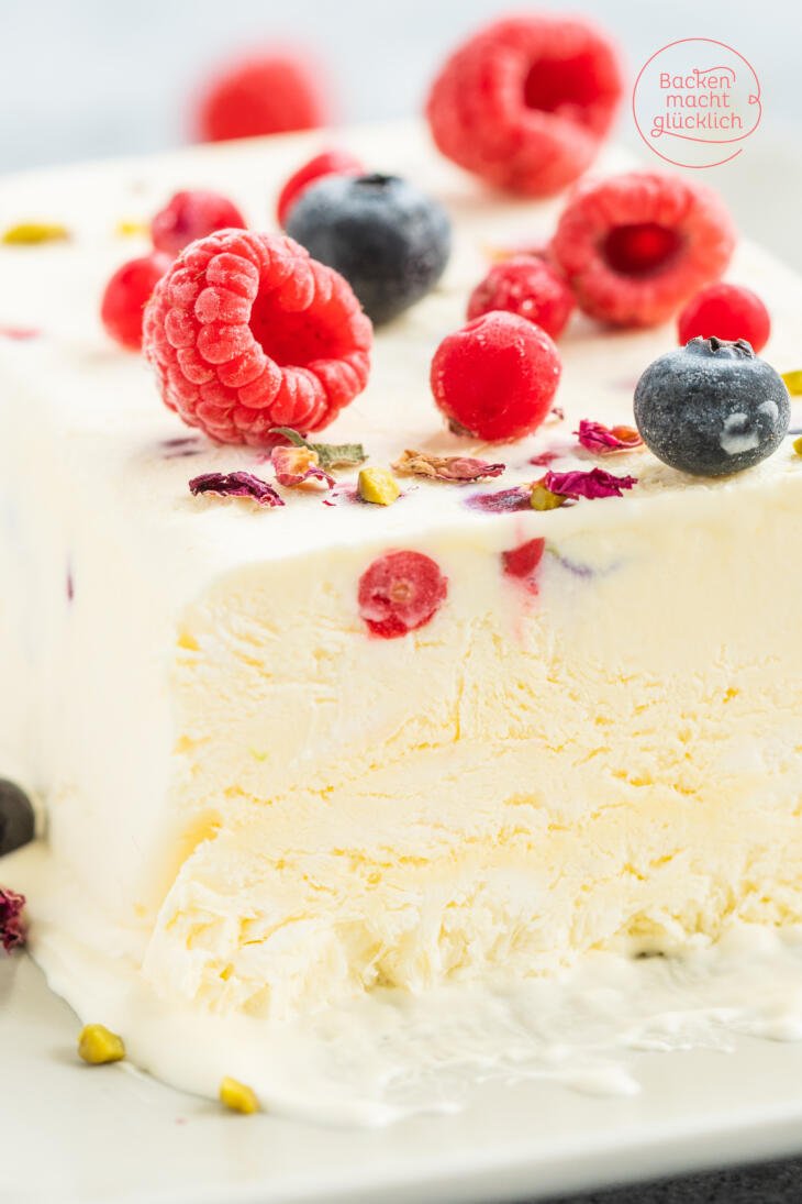 Einfaches Vanille-Parfait (Grundrezept) | Backen macht glücklich